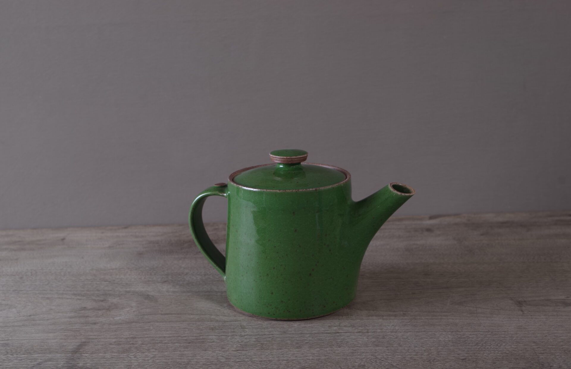 small green teapot (550ml) - james & tilla waters
